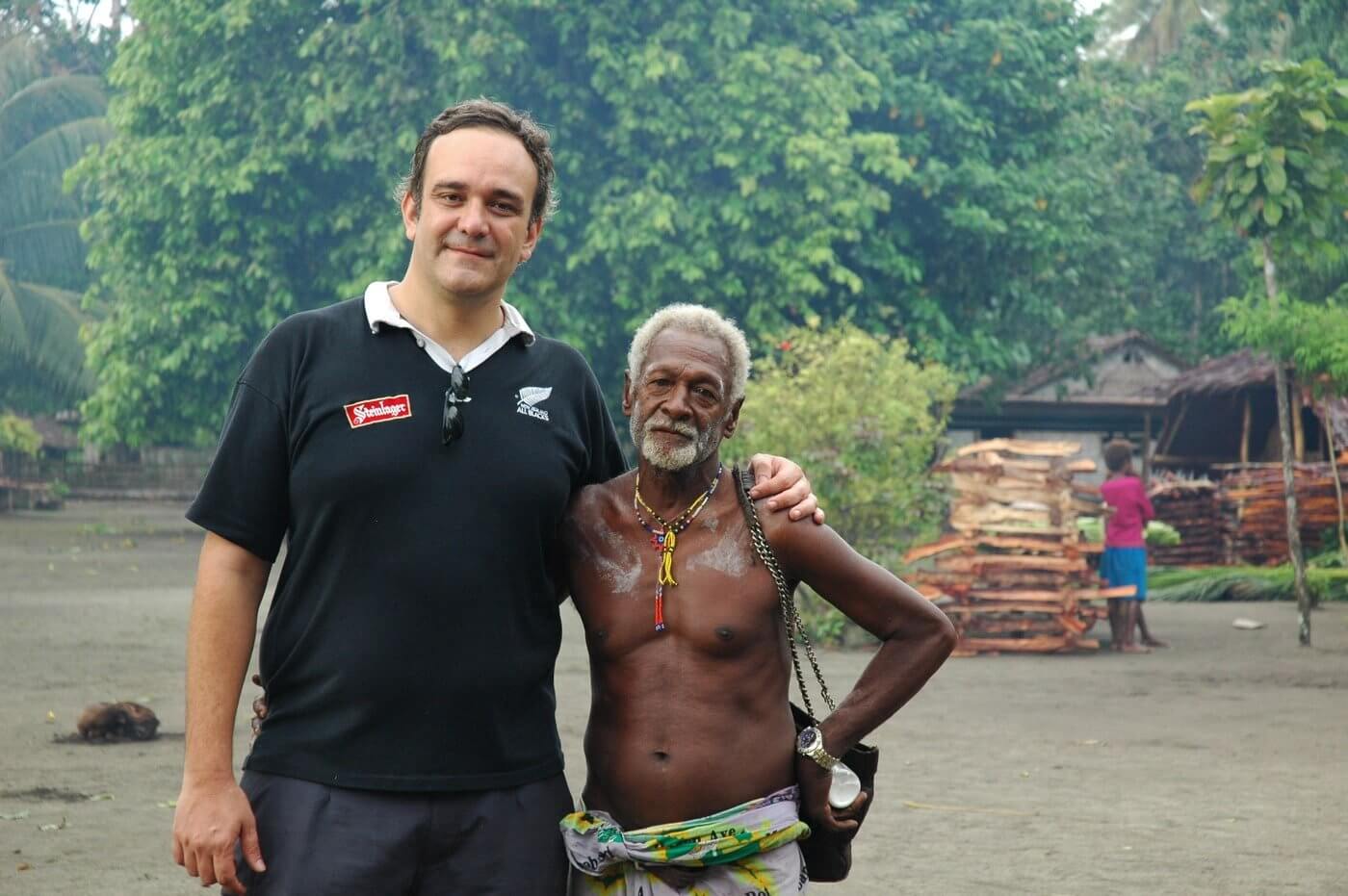 Jean-Philippe Beaulieu, expert en objets d'art du pacifique - Aventure ...